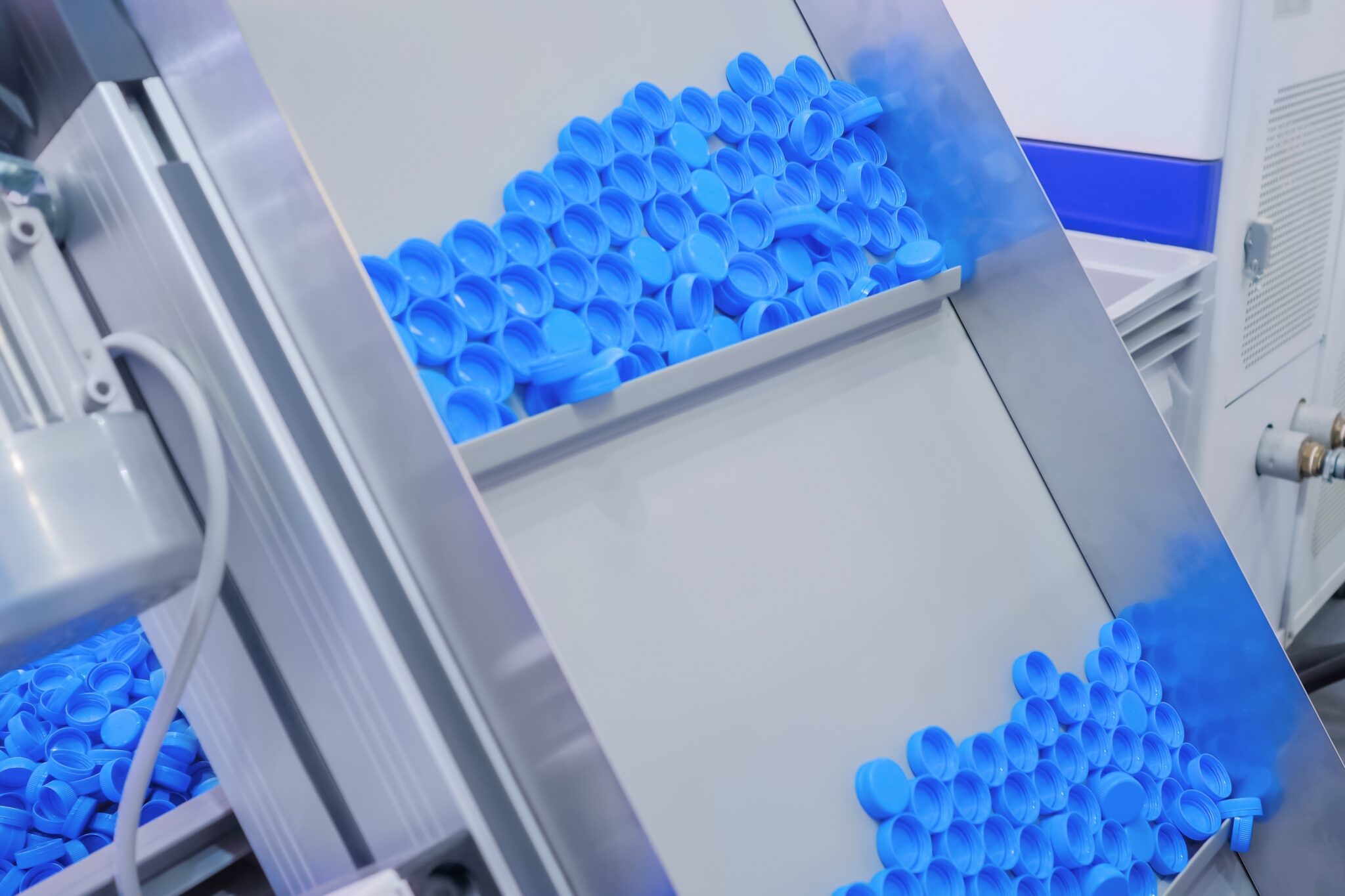 Cleats – Universal Belting Resource